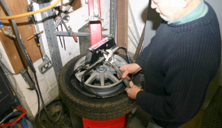 Tyron Bands - Fitting them to caravan wheels - Practical Caravan