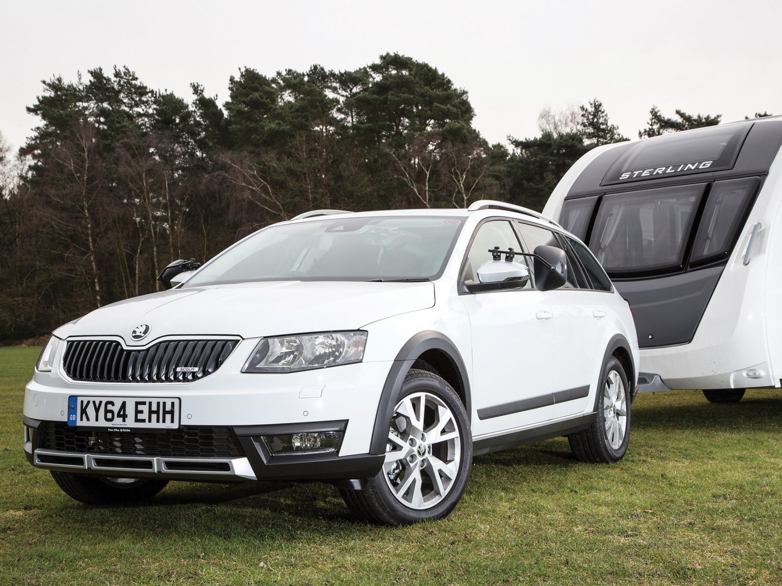 Škoda Octavia Scout - Practical Caravan