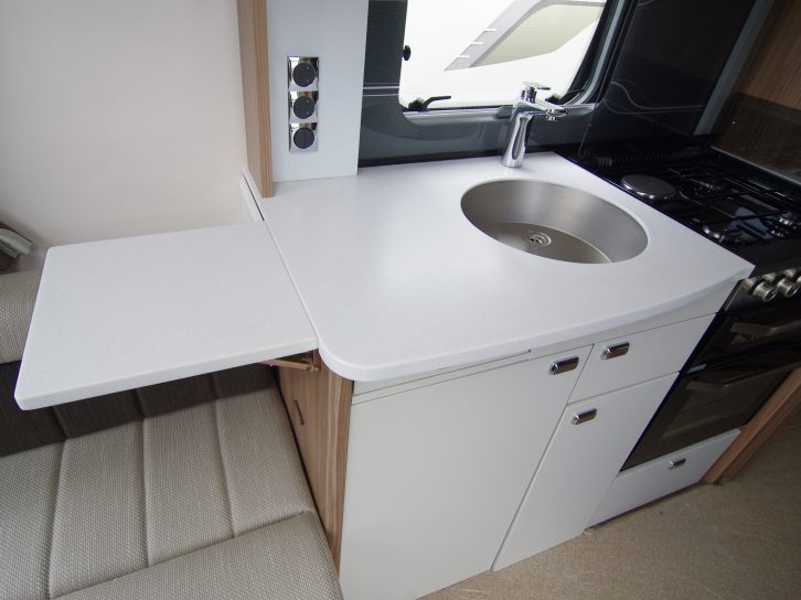 Swift Elegance 630 - Practical Caravan