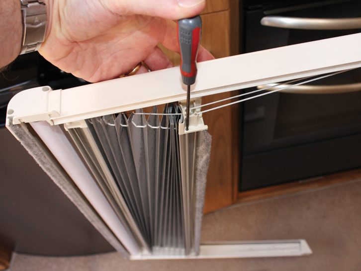 How to repair Seitz pleated blinds and flyscreens - Practical Caravan