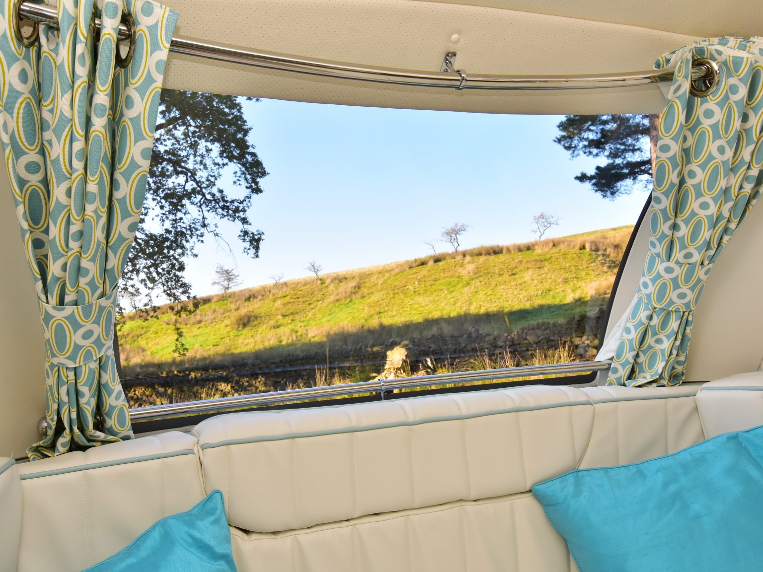 Barefoot - Practical Caravan