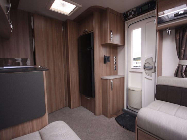 Swift Conqueror 650 - Practical Caravan