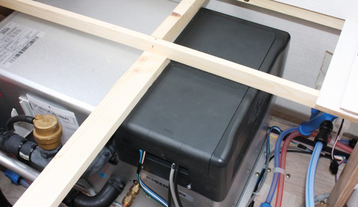 How to fit an Alde load monitor and outside temperature sensor - Practical Caravan