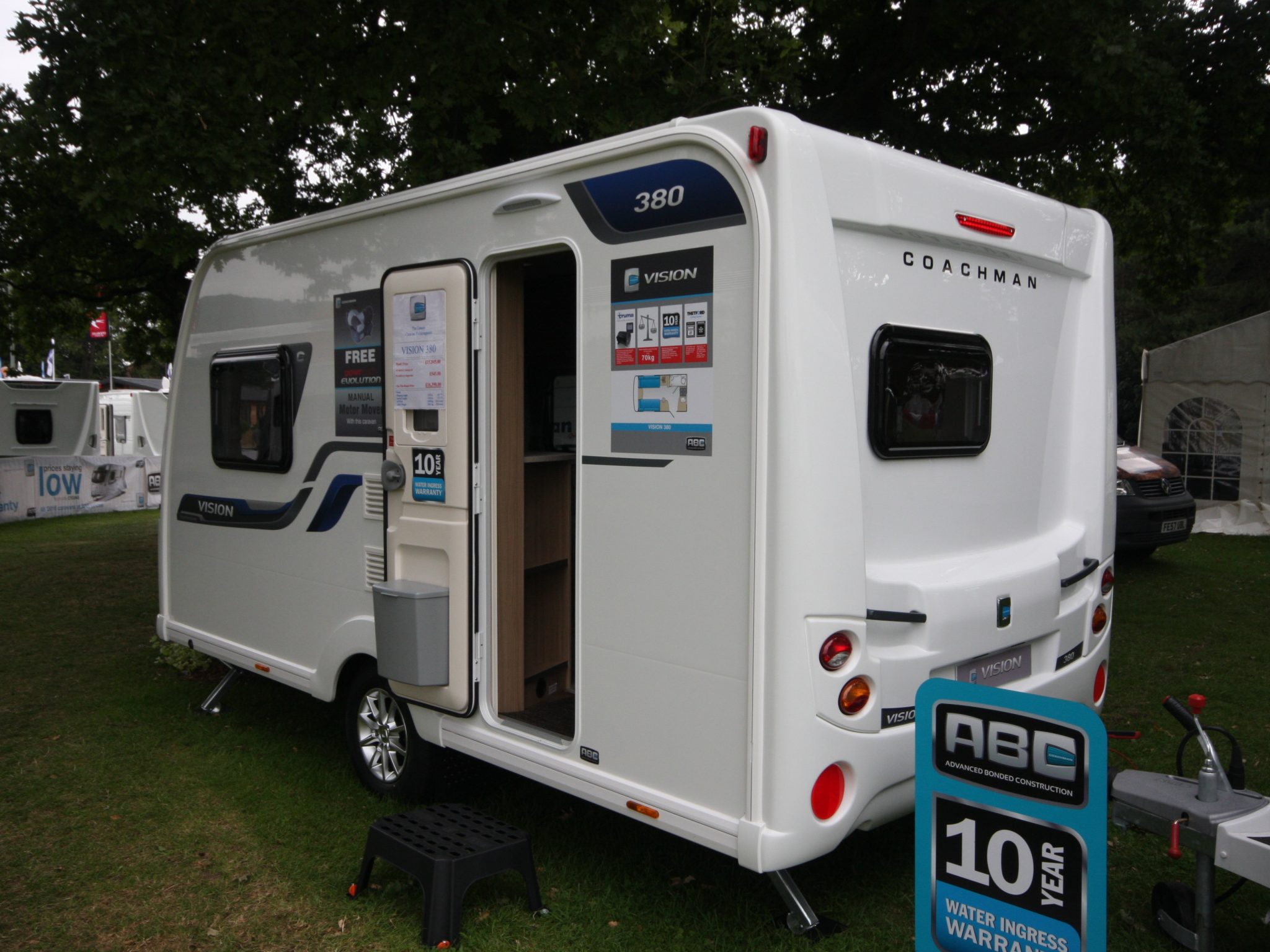 Coachman Vision 380 - Practical Caravan