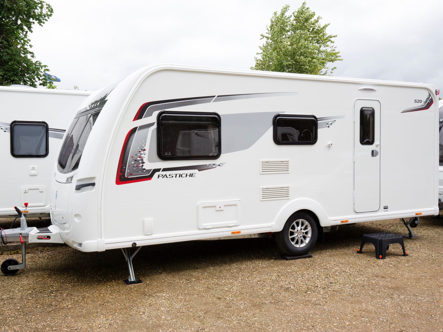 Coachman Pastiche 520 - Practical Caravan