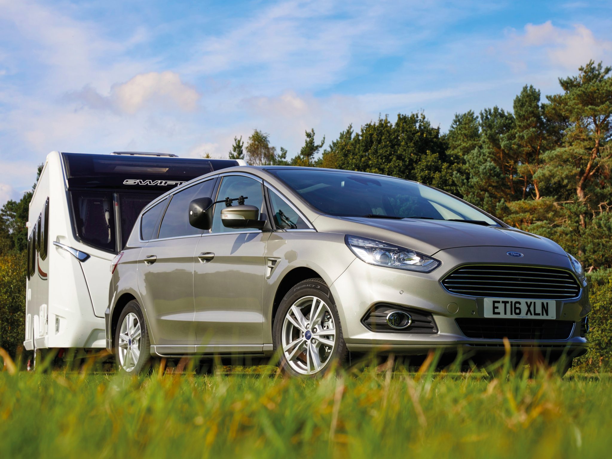 Ford S-Max - Practical Caravan