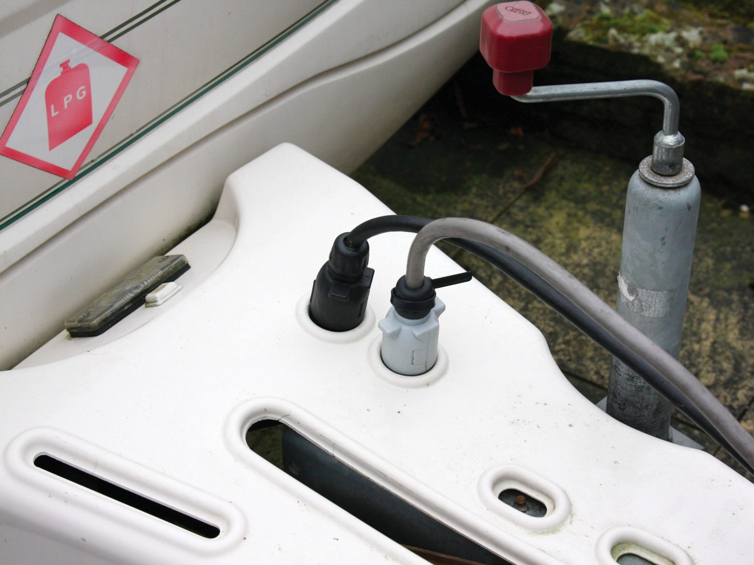 How to upgrade from 7-pin to 13-pin electrics - Practical Caravan