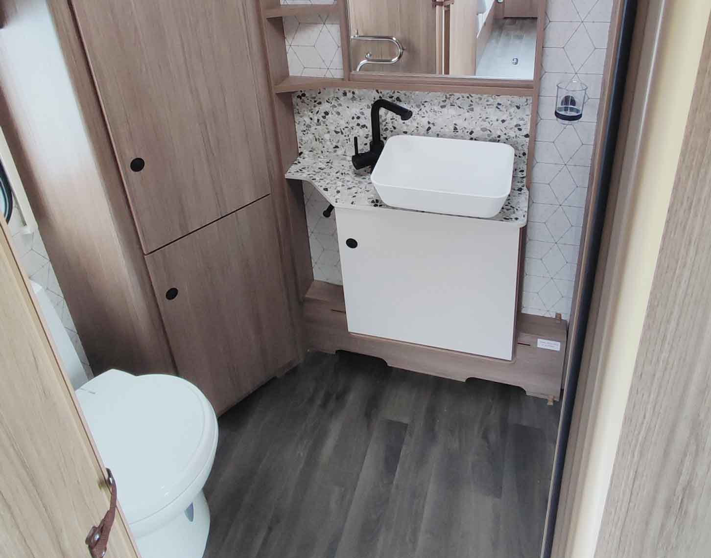 Coachman Acadia 460 - Practical Caravan