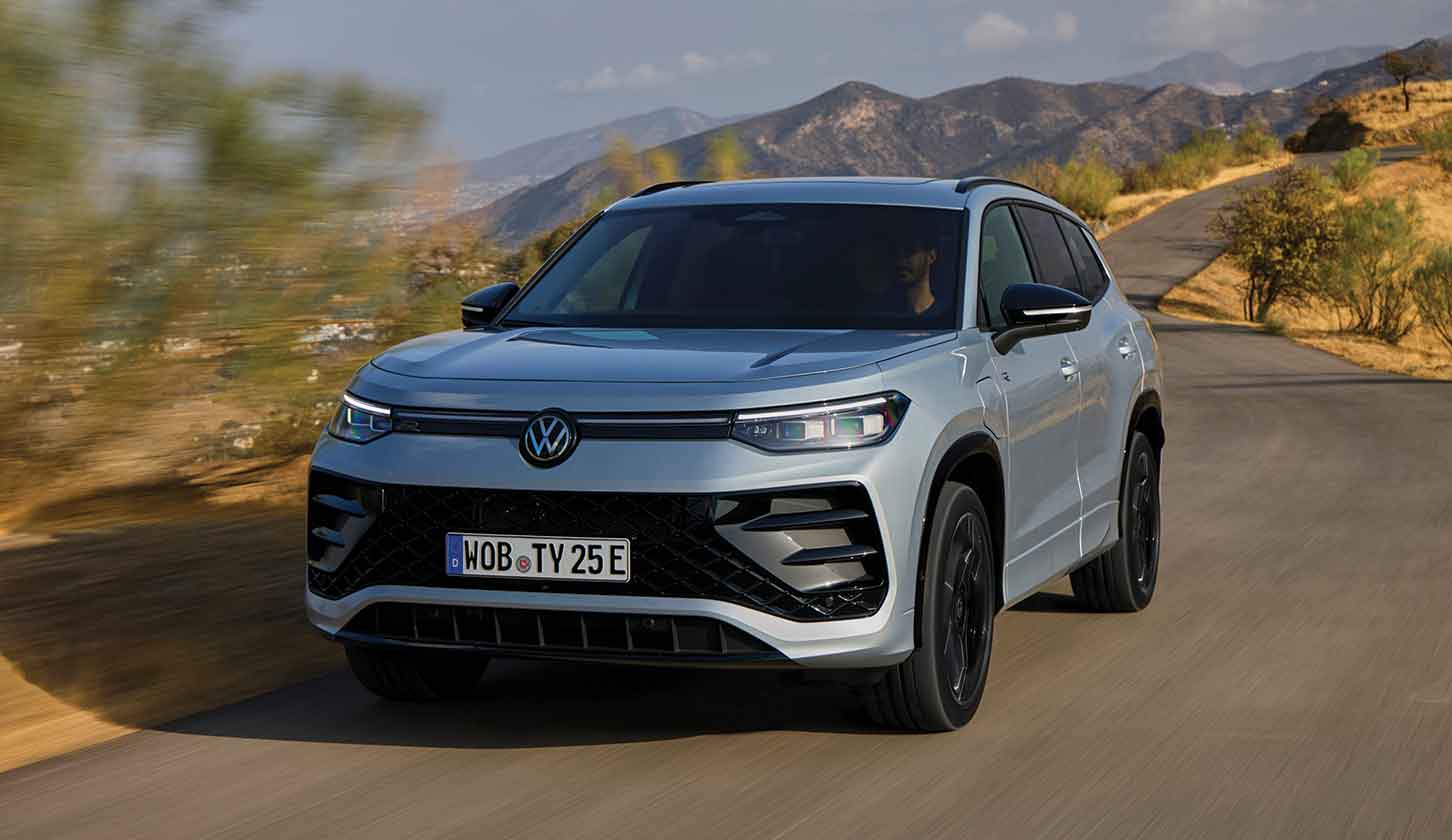 Volkswagen has unveiled the Tayron, its second-largest SUV - Practical ...