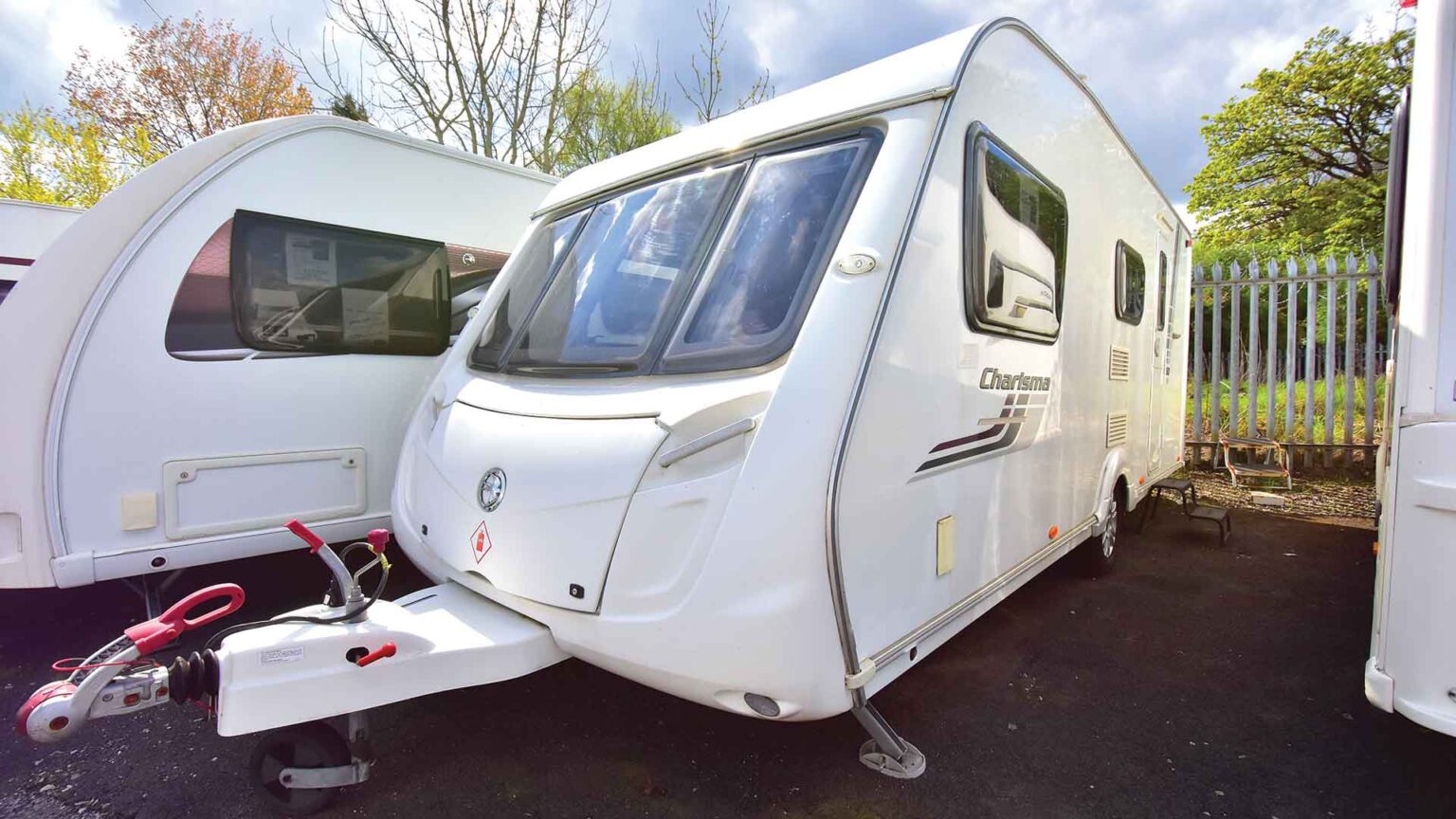 Swift Command explained - Practical Caravan